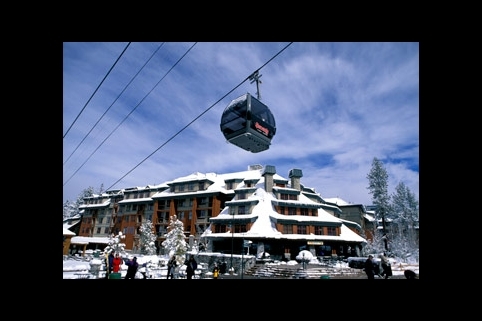 Heavenly gondola and zip line - WeddingMapper.com